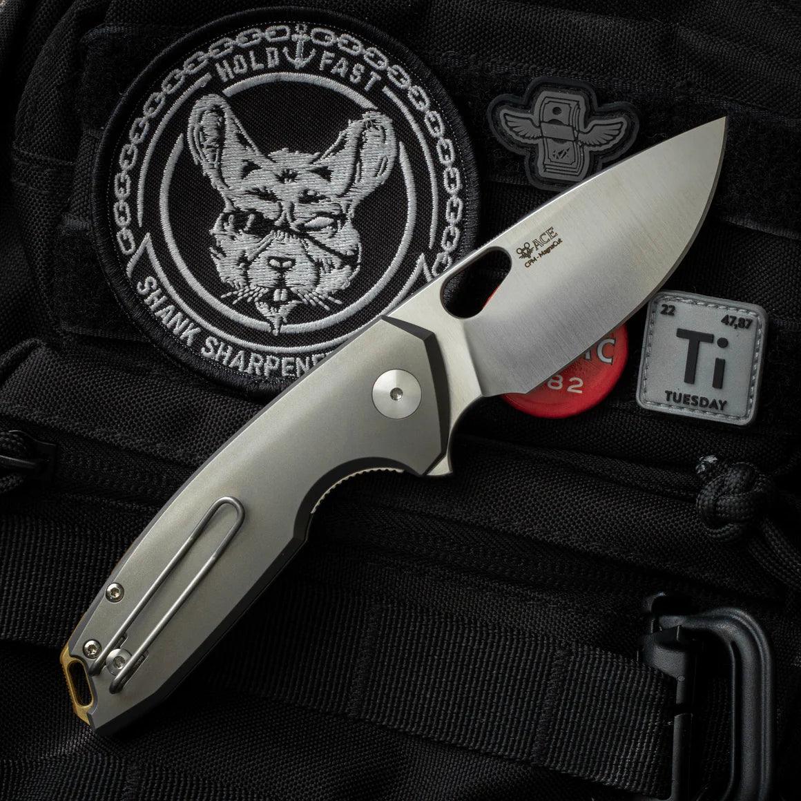 Giant Mouse ACE Tribeca Titanium Satin Magnacut – Knives.mx